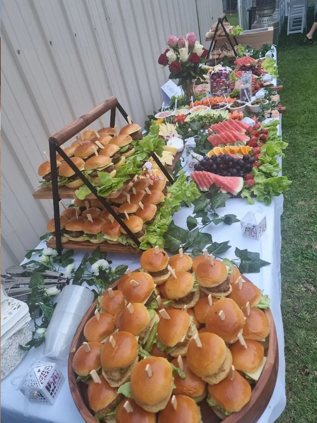 Grazing Table – TJ COFFEEHOUSE CATERING